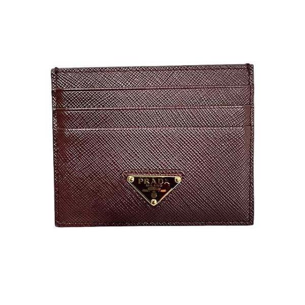 【ブランド/メーカー】PRADA プラダ【カテゴリ】小物【色】ボルドー【素材】牛革【サイズ詳細】　　 W約10cm、H約8cm、マチ約-cm【仕様】　　　　カード入れ×7【状態】USED【コメント】 　　こちらは中古品です。　　型番:1MC...