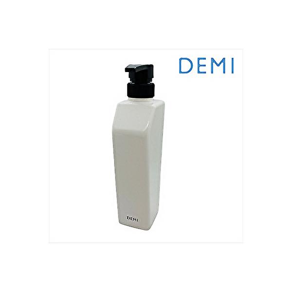 550ml　サイズの空容器（ポンプタイプ）