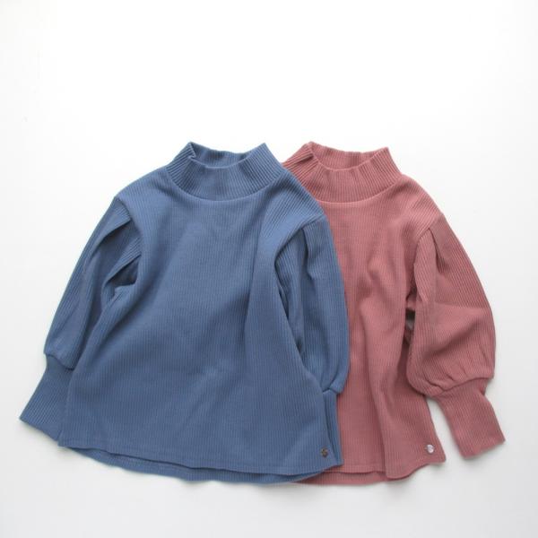 本体：綿97% ポリウレタン3%  MADE IN CHINA少し厚手のハイネックTシャツ。少しワイドシルエットで肩にタックを入れてふくらみを出したバルーン袖が特徴です。