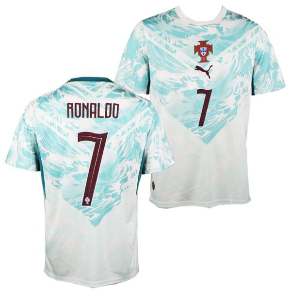 サッカー ポルトガル代表 FPF AWAY スタジアム シャツクリスティアーノ ロナウド 選手のオフィシャルマーク付きシャツ　メーカー希望小売価格：￥13,750-税込オフィシャルマーク　メーカー希望小売価格：￥6,050-税込象徴的な代表...