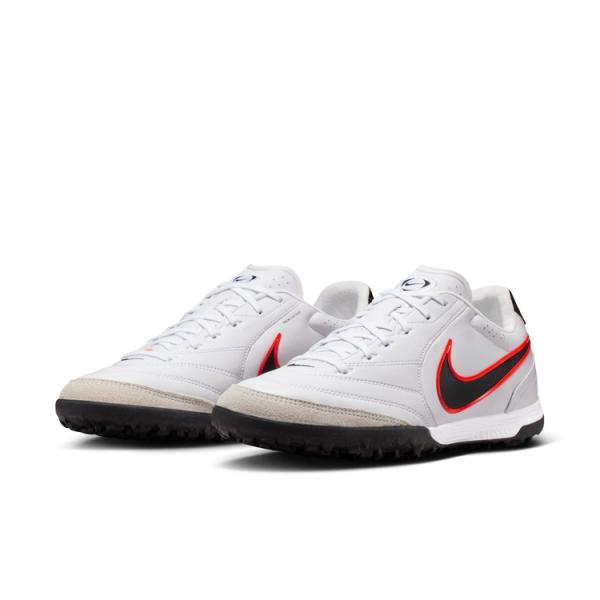 品番：IB4477-106品名：ティエンポ LIGERA PRO TFカラー：ホワイト/ブラック/ブライトクリムゾン対応グラウンド：土・人工芝メーカー希望小売価格:￥16,830(税込)ボールタッチはそのままに、軽量化を実現。ボールの完全な...