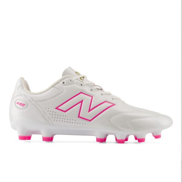 2026年3月10日発売品名：442 Pro HG/AG V3 / 442プロエイチジー エージーV3品番：U42H5TE2Eカラー：WHITE/PINKワイズ：  2E(ワイド)●アッパー素材:人工皮革●ソール素材:合成樹脂底対応グラウン...