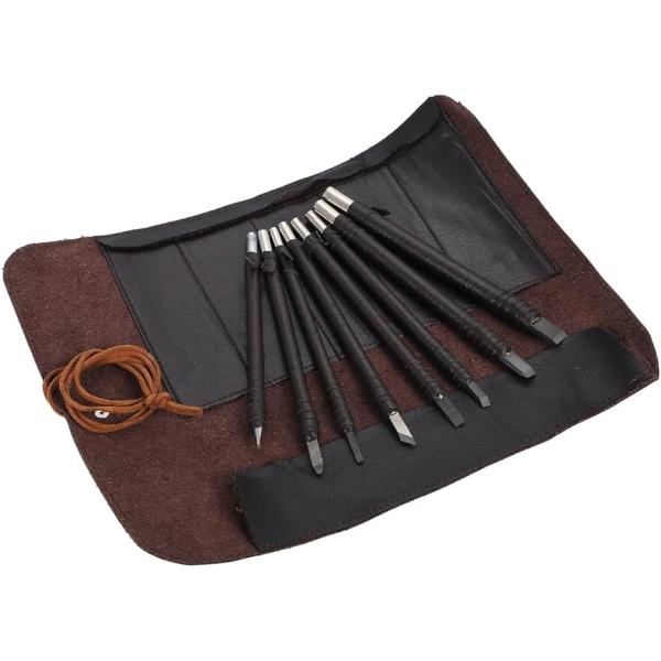 バリエーションコード : 2B44U9QHKV・篆刻刀 タングステン 8本セット 専用レザーケース付・錆びにくく高い耐久性と硬度を持つタングステンで作られた篆刻刀8本と専用レザーケースのセット商品・篆刻刀：平刀両刃(刃先幅) 3mm/5mm...