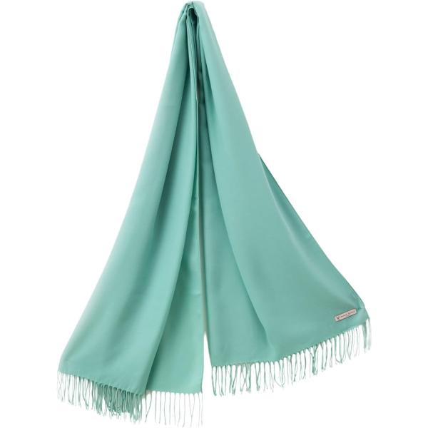 「素材・サイズ」ポリエステル65% レーヨン35%　209ｇ　80cm x 188cm （内フリンジ7cm）「シンプル便利なストール」コンパクトに持ち運べるサイズでマフラー、ストールにはもちろん、ひ ざ掛けにも便利です。肌触りもよく、ふんわ...