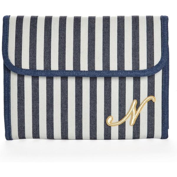 バリエーションコード : 2B65C4WDYI・デニム地にイニシャルがついた 母子手帳 マルチケース です。インディゴ、ストライプに２タイプよりご選択できます。・じゃばら式なので開けやすく、中身もがばっと引き出せるので収納も便利です。カード...