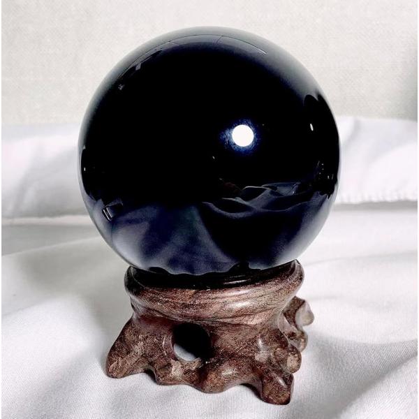 バリエーションコード : 2B92II6TGI「天然黒曜石」深い黒色と神秘的な輝きを持つパワーストーン。浄化・お守り・癒しの石として人気手のひらに収まり、持ち運びや瞑想、エネルギーワークに最適「風水インテリア」玄関や寝室に置くだけで空間を浄...