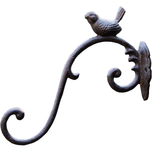 バリエーションコード : 2B9RRSJ34Nアイアンのクラシックなデザインとレトロなアンティーク仕上げが特徴のエレガントなオーナメントです。このブラケットは単なる飾りではなく、機能性も兼ね備えた実用的なアイテムで、どんなガーデンスペースに...