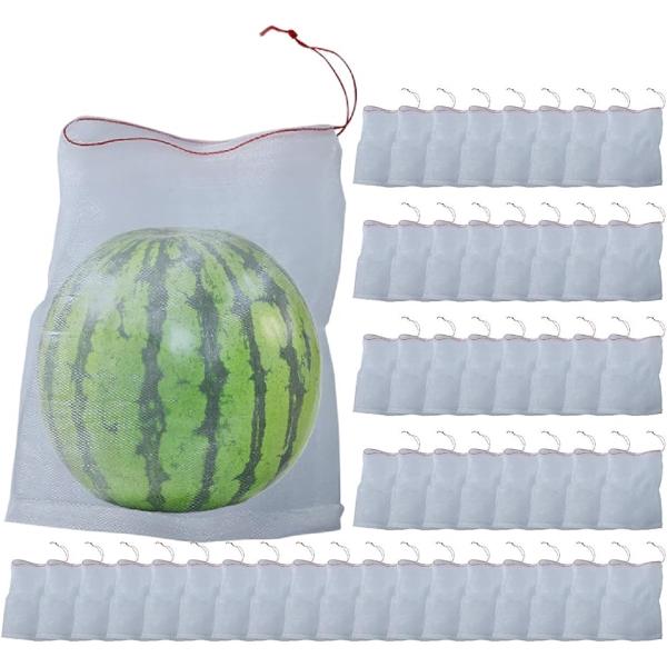 バリエーションコード : 2B9IITIR4C「果物保護袋」丹精込めて育てた果物や野菜を、虫や鳥から守る防虫、防鳥ネットです。メッシュ素材で通気性がよく軽量であるため、屋内/屋外のガーデニングに最適です。果物，野菜，植物，花を害虫，鳥から守...
