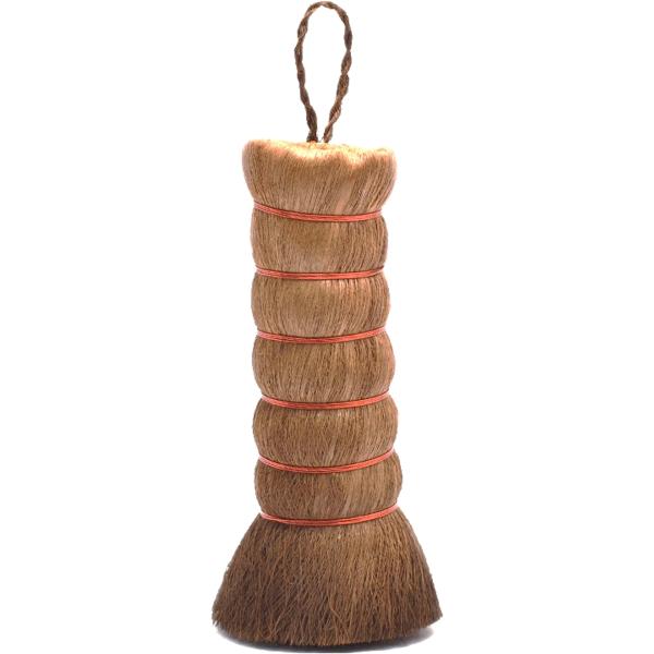 「キッチン掃除に最適。しゅろたわし登場」 天然素材を使用した「しゅろたわし（シュロたわし）」は、キッチンや家庭内の頑固な汚れをしっかり落とす高品質な清掃ブラシです。鍋・フライパン・中華鍋の焦げ付きやこびりつきもパワフルに除去。耐久性が高く、...