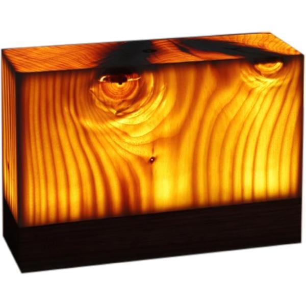 バリエーションコード : 2BJWGRRI64・天然無垢材をくり抜いて製作した木製ランプです。木の質感や木目の暖かい光がお部屋に癒しをもたらします。・暖かい木炭のような優しい質感や香りが部屋に癒しを与えて、ワンポイントにももってこいです。バ...