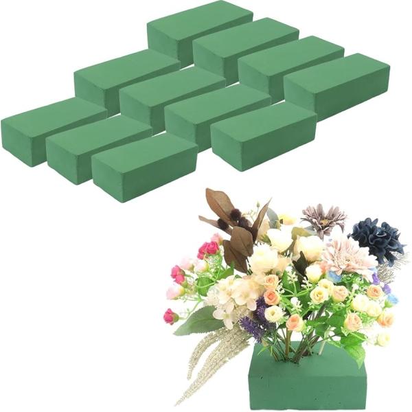 お好きな位置や角度に挿すだけで誰でも生け花を楽しめる生け花用吸水フォームです。素早い吸水性と高い保水力が魅力のフェノールフォームを採用しました。生け花用吸水フォームは吸水後に漏水したり粉が落ちたりする心配がありません。長時間潤った状態をキー...