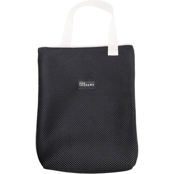 通気性抜群・軽量設計・持ち運び便利。そのまま洗濯可能な洗濯ネット仕様。 小学生の上履き入れに最適サイズです。＊ ムレを防ぐ全面メッシュ構造 全面メッシュ素材を採用。通気性に優れ、汗や湿気がこもりにくく、シューズを清潔に保ちます。上履きの持ち...