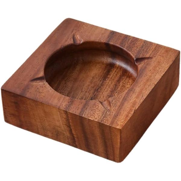 高級感溢れる木の灰皿です。和風な雰囲気がお部屋を彩ってくれます。インテリアとしてもgood。邪魔にならないシンプルなデザインなので、和室はもちろん、リビングでもオフィスでも場面を選ばずご使用いただけます。愛煙家の友人、上司や父の日のプレゼン...