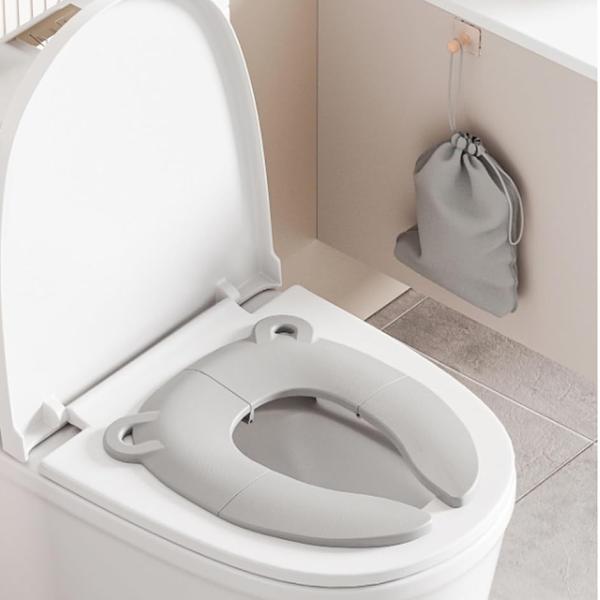 バリエーションコード : 2BRTDG61KKお子様が使いやすいくま型デザインで、日常のトイレトレーニングに取り入れやすい補助便座です。お子様の「自分でやりたい」を促し、家庭のトイレ習慣づけに役立つアイテムです。折りたたむとコンパクトになり...
