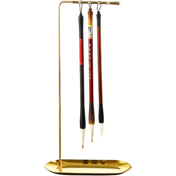 バリエーションコード : 2BU3NF6104「毛筆スタンド」毛筆の収納に便利な毛筆スタンドです。筆は湿気に弱いので使い終わった後しっかり乾かすことが大切です。大事な筆をカビから守るためにぜひ筆かけを使用しましょう。「洗練されたデザイン」金...