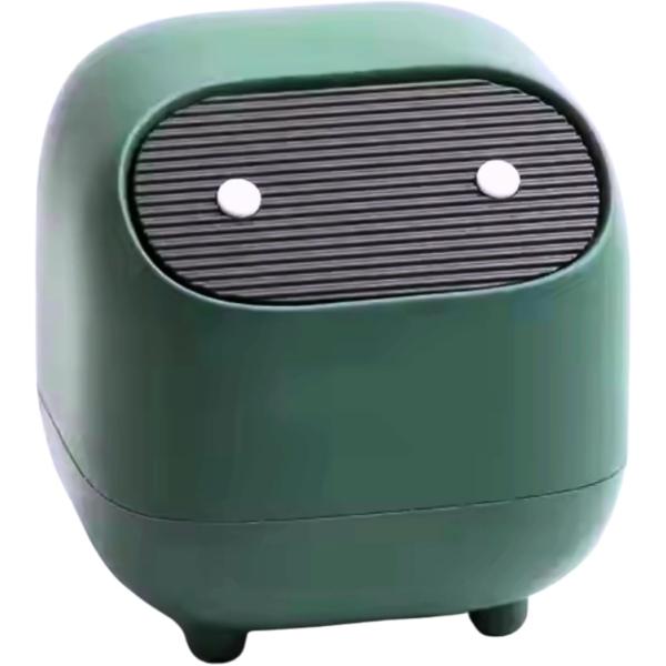 バリエーションコード : 2BUGL31YG2「卓上ゴミ箱 蓋付きで整頓」北欧デザインのふた付きゴミ箱。約16.5x16x17cmのコンパクトサイズで、デスク周りを美しく保ちながら散らかりがちなゴミをスマートに収納します。「衛生的な蓋付き設...