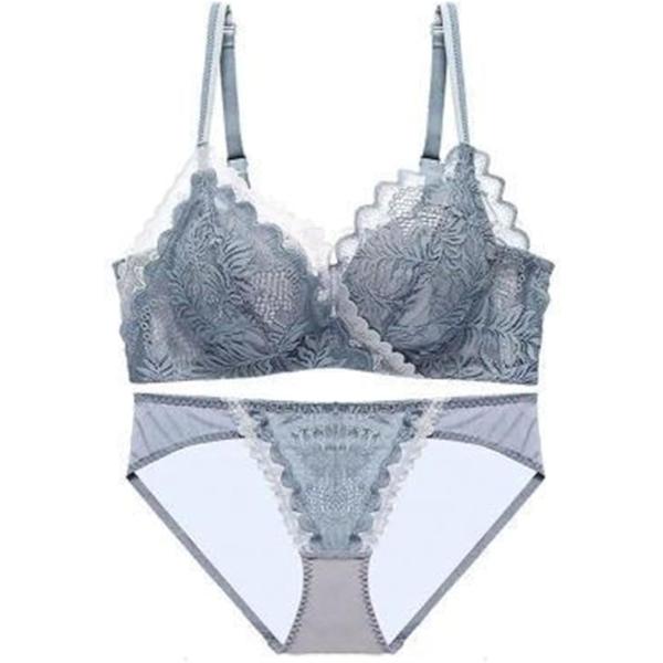 バリエーションコード : 2BULI9IW28このセットは、しっかりした谷間を作り出す内蔵パッドを備え、ホールド力も抜群です。透け感のあるショーツは美しさとセクシーさを兼ね備え、ナイトブラとしてもご利用いただけるため、様々なシーンで活躍しま...
