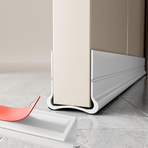 バリエーションコード : 2BUOTFORRG「すきま対策」内外を包むカバー形状と底部まで回り込む設計で、すきま風やほこり、虫の侵入を抑える構造。室内外の境目を穏やかに保ち、日常の小さなストレスを軽減します。「静音フェルト」底面の防音フェル...