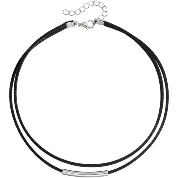「シンプルで洗練されたデザイン」黒の紐にメタルバーを組み合わせたミニマルなデザイン。無駄のないフォルムが首元をすっきりと見せ、シンプルながら存在感のあるアクセサリーです。普段使いはもちろん、モードやカジュアルコーデのワンポイントにもおすすめ...