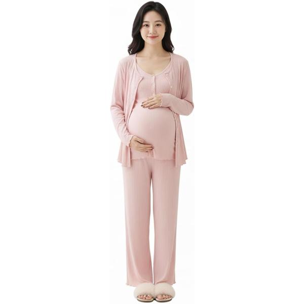 バリエーションコード : 2BUS6N64G3ふんわりとした肌触りのマタニティパジャマ三点セットは、妊娠中から授乳期までご利用いただけるアイテムです。授乳しやすさを追求した前開きボタン仕様と、調整できるウエストゴムで産前・産後とご利用できま...