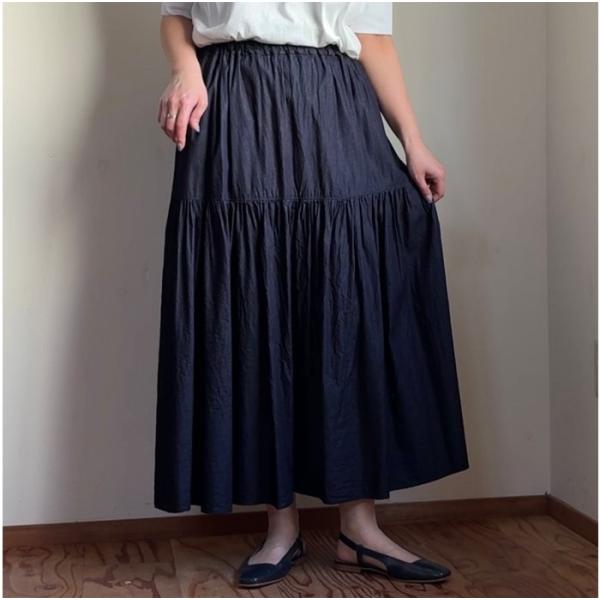 ----------------------------------------------------------5.5oz denim ヒラリスカート暑い季節も着やすい肉感を意識した、5.5オンスの薄手のデニムで作ったボトムシリーズ。濃...