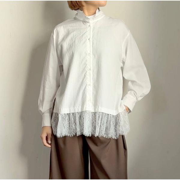 --------------------------------CHIGNON レースヘムスタンドカラーシャツ繊細なレースを裾に施したスタンドカラーのシャツ。程よいハリ感と滑らかさがあるセルロース素材を使用しました。1枚仕立ての衿は柔らかく...