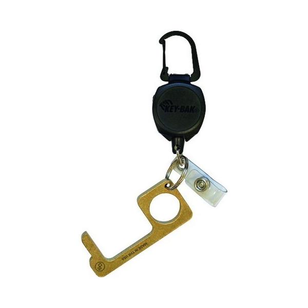 【発売日：2022年06月23日】【商品詳細】●二次接触を防止するタッチレス・ツールです。●銅イオンの効果により雑菌の増殖を防ぎます。●耐食性に優れ長期間使用可能です。●引込式キーリールです。●カラビナ付です。●ベルト通し・バッグ・リュック...