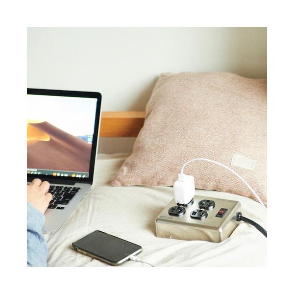 【発売日：2023年11月21日】【商品スペック】特長●鉄製で丈夫なスチールタップです。用途仕様●コンセント数：4個口●ケーブル長(m)：1.8●色：シルバー●幅(mm)：140●奥行(mm)：113●高さ(mm)：43●定格電圧(V)：1...