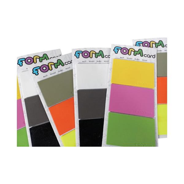 【発売日：2023年11月13日】【商品スペック】特長●携帯性に優れたポケットサイズのカード形状です。●色：イエロー・ピンク・ライトグリーン　●シートサイズ(mm)：85×53●お湯や熱したカードで火傷をしないよう十分ご注意ください。●お子...