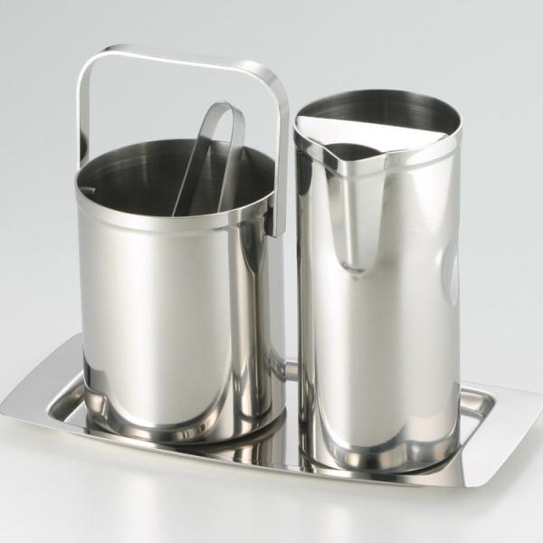 【発売日：2023年10月24日】お手入れのしやすいステンレス製。使いやすく上質なアイテムです。様々なアイテムと相性の良いシンプルなデザイン。晩酌からパーティーシーンまで幅広く活躍します。持ち運びに便利なトレー付。■商品仕様材質18-8ステ...