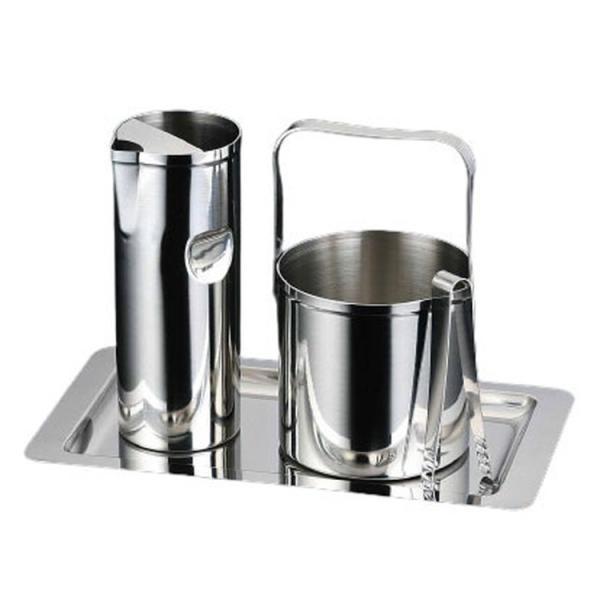 【発売日：2023年10月24日】お手入れのしやすいステンレス製。使いやすく上質なアイテムです。様々なアイテムと相性の良いシンプルなデザイン。晩酌からパーティーシーンまで幅広く活躍します。持ち運びに便利なトレー付。■商品仕様材質アイスペール...