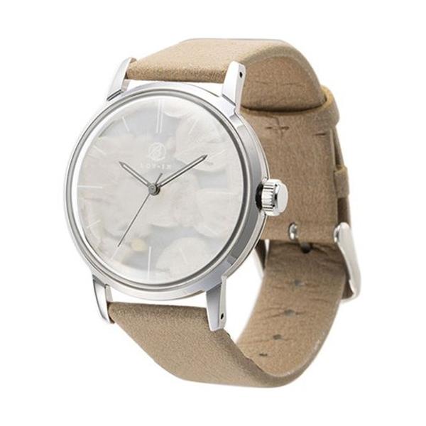 【発売日：2024年11月14日】自然の花びらに心躍る、プリザーブドフラワーを散りばめた腕時計特長柔らかな天然の花びらをあしらったボタニカルクローバーウォッチ。花には、人の心を癒してくれる不思議な力が秘められています。「毎日手元を飾るかわい...