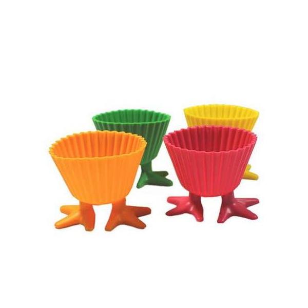 【発売日：2026年02月27日】遊び心あふれる楽しい足付きシリコンひよこマフィンカップです。シリコンキッチングッズのトレンドを作ったユーロキッチンのオリジナルです。マフィンを焼いてそのままテーブルへ!ソースやケチャップを入れても楽しいです...