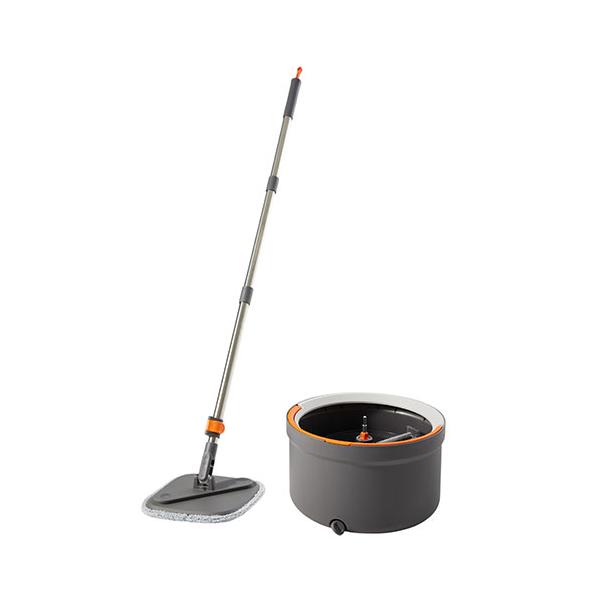 【発売日：2025年09月19日】【商品説明】家事の中でも特に手間のかかる"掃除"を楽ちんにする「スピンモップ」!従来の掃除用ブラシと比べて効率的で、さらに手軽さと使いやすさも兼ね備えています。まるで魔法のように汚れを取り除き、清潔な空間を...