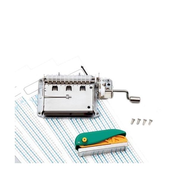 【発売日：2024年11月14日】ハ長調3オクターブ20音階の音域まで出せる!特長ハ長調3オクターブ20音階の音域まで出せるので、美しいハーモニーやいろんな曲が楽しめます。校歌、作曲譜他いろいろな曲がオルゴールになります。ハ長調3オクターブ...