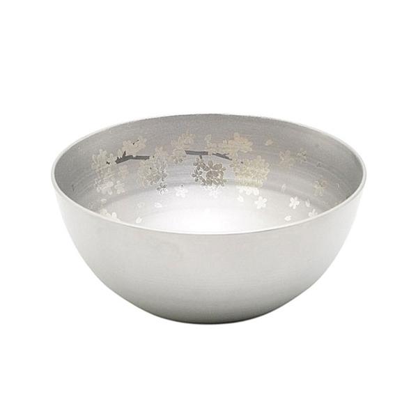 【発売日：2025年09月19日】【仕様】・サイズ:直径70×高さ30mm・重量:29g・容量:80ml(満水時)・素材:純チタン・生産国:日本※食洗器を利用される際は、過度に高温での洗浄や乾燥をさけてください。ご使用に伴うキズ・変形、その...