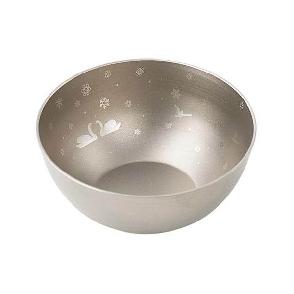 【発売日：2025年09月19日】【仕様】・サイズ:直径70×高さ30mm・重量:29g・容量:80ml(満水時)・素材:純チタン・生産国:日本※食洗器を利用される際は、過度に高温での洗浄や乾燥をさけてください。ご使用に伴うキズ・変形、その...