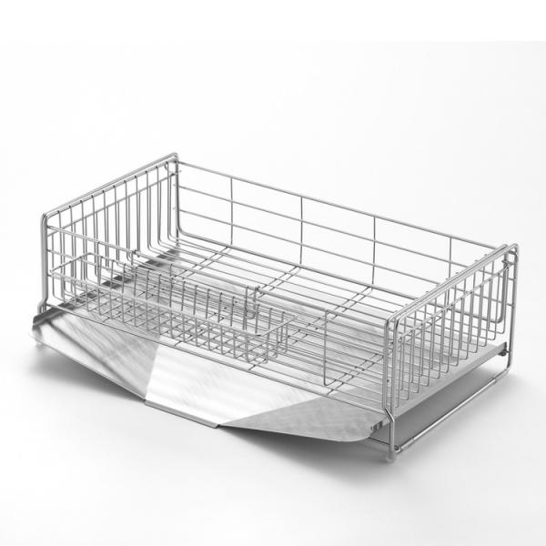 【発売日：2025年09月01日】●シンクサイドのわずかなスペースに設置できる水切り。【商品情報】●スライド式なので、洗い物の量に応じて便利に使えます。●斜めトレーなので、水が溜まらず衛生的で手間もかかりません。●取り外して洗えるので、お手...