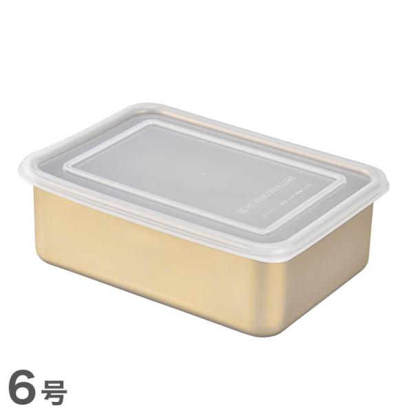 【発売日：2021年10月25日】●小粋な日本の台所道具「小伝具」のアルミ角容器やさしい金色の見た目が可愛らしい「小伝具」シリーズのアルミ角容器です。●ちょうどいい深さと軽さで、下ごしらえが快適軽くて扱いやすい、アルミ製の角容器。バットより...