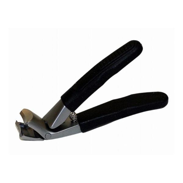 【発売日：2026年01月21日】前かがみの姿勢がつらい方でも使いやすい、足用のらくらく爪切りです。斜め角度のついたヘッドが、手首や腰への負担を軽減します。握りやすい持ち手で力が入れやすく、少ない力でもスパッと切れる設計です。ぶ厚い足の爪に...