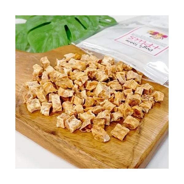 【発売日：2024年11月19日】【商品説明】新鮮な宮崎産の鶏ささみを使用。食べやすいように一口サイズにカットし、じっくりと乾燥させた旨みたっぷりのおやつです。与え方体　重1日あたりの給与量目安5kg以下5g10kg以下10g20kg以下2...