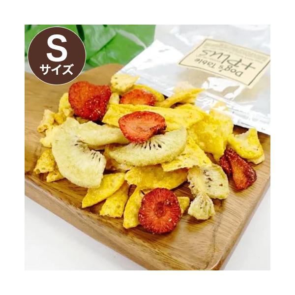 【発売日：2024年11月19日】【商品説明】マンゴー・パイン・いちご・キウイを、特殊フライ製法でドライ加工しました。素材本来の風味を凝縮させた、クリスピーなおやつです。1日あたりの給与量体重給与量5kg以下〜3g10kg以下〜6g20kg...