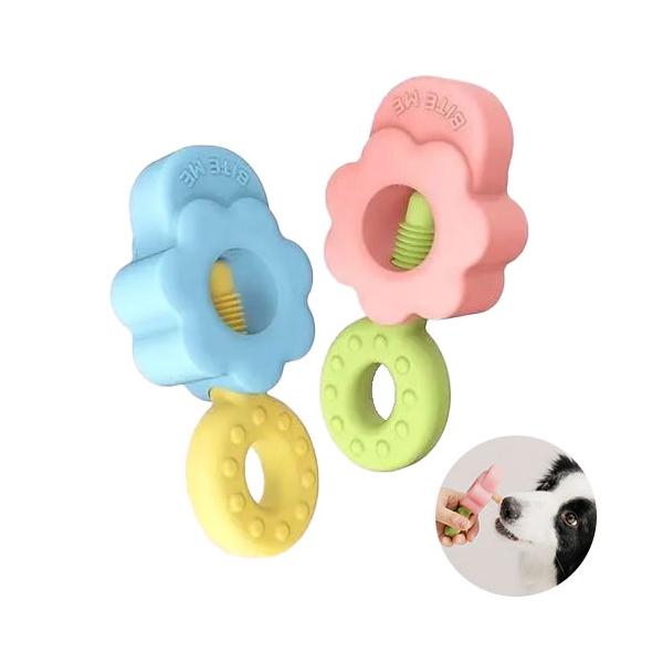 【発売日：2026年01月13日】【商品説明】安全におやつタイムを楽しむために！スティックおやつをしっかり固定。短くなった先端部分を飲み込めない設計です。短くなったスティックおやつをそのまま飲み込んでしまうと、危険な事故につながる可能性があ...