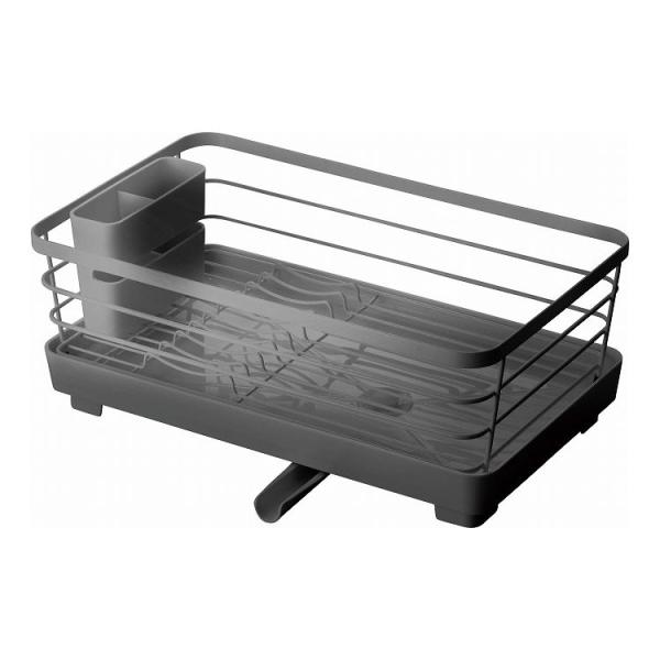 【発売日：2025年06月19日】システムキッチンに調和する、ワイヤーフレームの水切りカゴ【ワイドタイプ】。シンクの左右どちらでも、置き方が選べます。トレーには止水栓がついているので、排水できない場所でも使用可能です。箸やスプーンなどを立て...