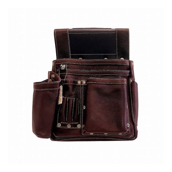 【発売日：2025年08月07日】【商品概要】●工具や釘、ネジなどのパーツを収納する際にご利用いただく釘袋です。●厚みのある表革に十分にシュリンク(収縮処理)した立体感のある皺(シボ・しわ)を型押ししたシュリンクエンボスレザーを贅沢に使用し...