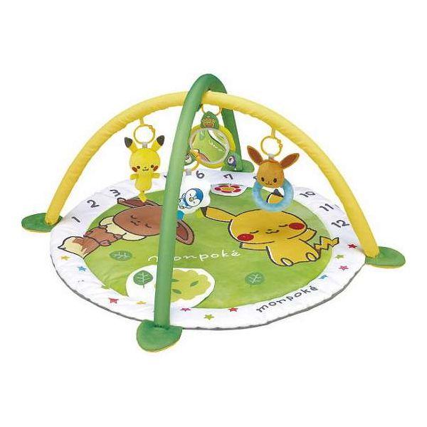 【発売日：2026年01月22日】●対象年齢：0ヶ月〜●ST合格品人気のベビージムにモンポケが登場！マットは洗濯機で丸洗いできるママ想い。成長に合わせて3段階の遊びができます。かわいいピカチュウとイーブイ、ポッチャマたちに囲まれ、鏡を覗けば...