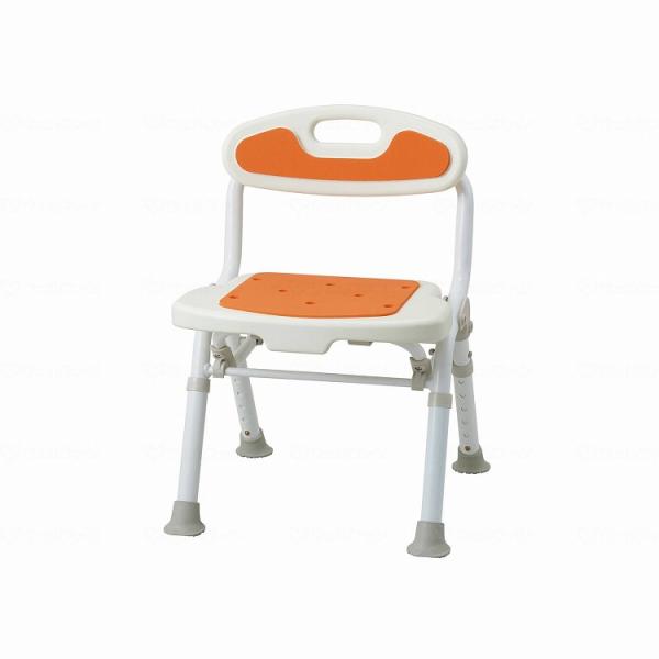 【発売日：2023年06月29日】狭い洗い場にぴったりなコンパクトタイプ-規格詳細○サイズ：幅41×奥行39〜50×高さ57〜69（2.4cmピッチ）cm○折りたたみ幅：12.5cm○座面高さ：32.5〜45（2.5cmピッチ）cm○座面寸...