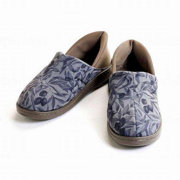 【発売日：2025年12月16日】【商品説明】いつでもどこでも履きやすい、脱げにくい、脱ぎやすいベランダや玄関など「ちょっとそこまで」の使い方もできるオールインワンシューズ○材質素材○本体：ポリエステル100％○内：ポリエステル100％○底...