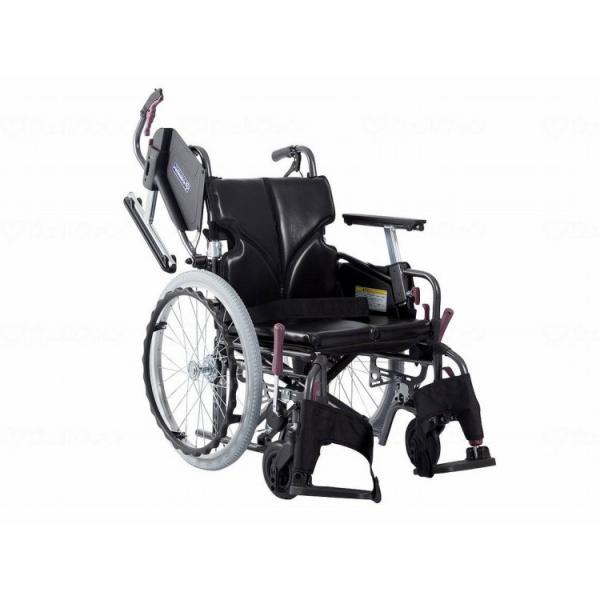 【発売日：2025年11月07日】【商品説明】【モダンC-style自走用】 〇“車いす”のイメージを変える『モダンシリーズ』の中で、移乗しやすい機能とアームサポート高さ調整が付いている多機能タイプです。 〇移乗しやすい機能だけでなく、『ア...