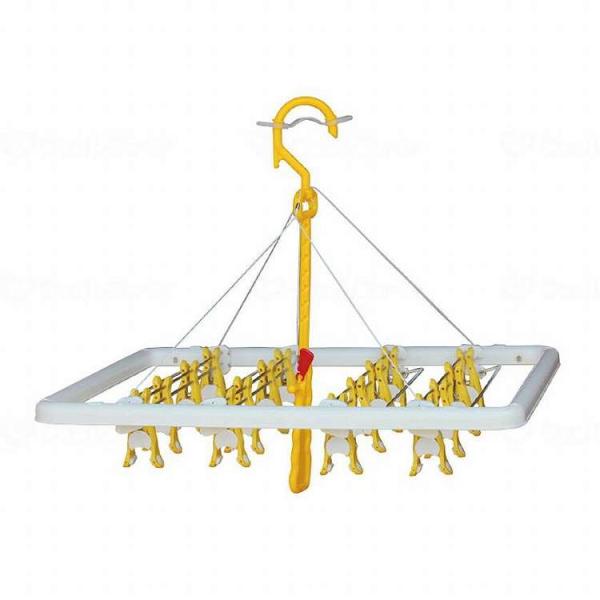 【発売日：2025年12月16日】【商品説明】○洗濯革命 こんなハンガー欲しかった！ ○洗濯物を引っ張らずにまとめて取り外せる！角型ハンガー登場！ ○新開発 ありがとBAND：強風でもずれにくい ・風が吹いてもハンガーがずれにくい。 ・2本...